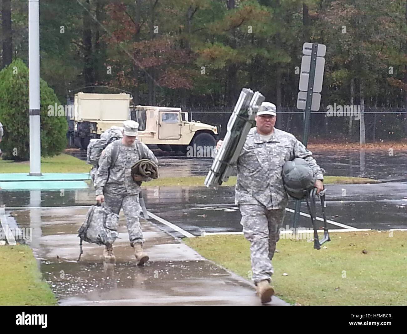National guard personnel conduct hi-res stock photography and images ...