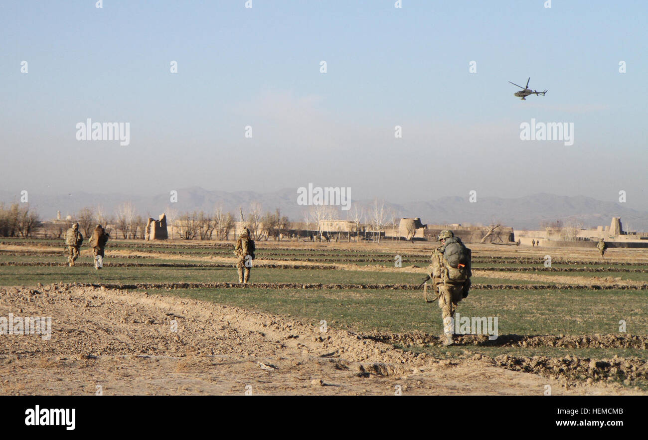 Soldiers assigned to Company D, 1st Battalion, 187th Infantry Regiment ...