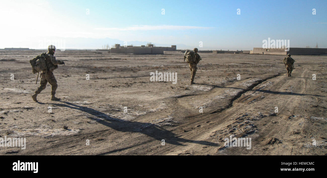 Soldiers assigned to Company D, 1st Battalion, 187th Infantry Regiment ...