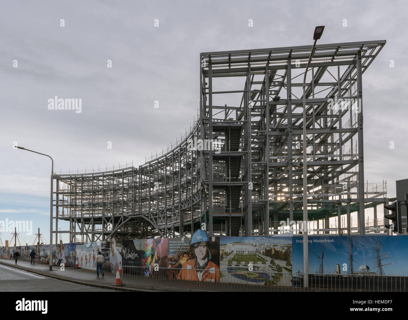 Dundee waterfront development new railway entrance and hotel ...