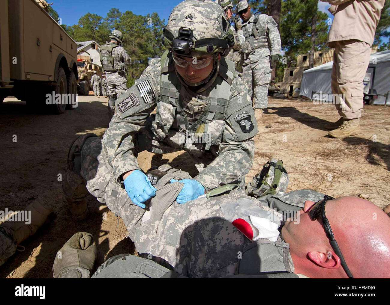 Soldier combat roll hi-res stock photography and images - Alamy
