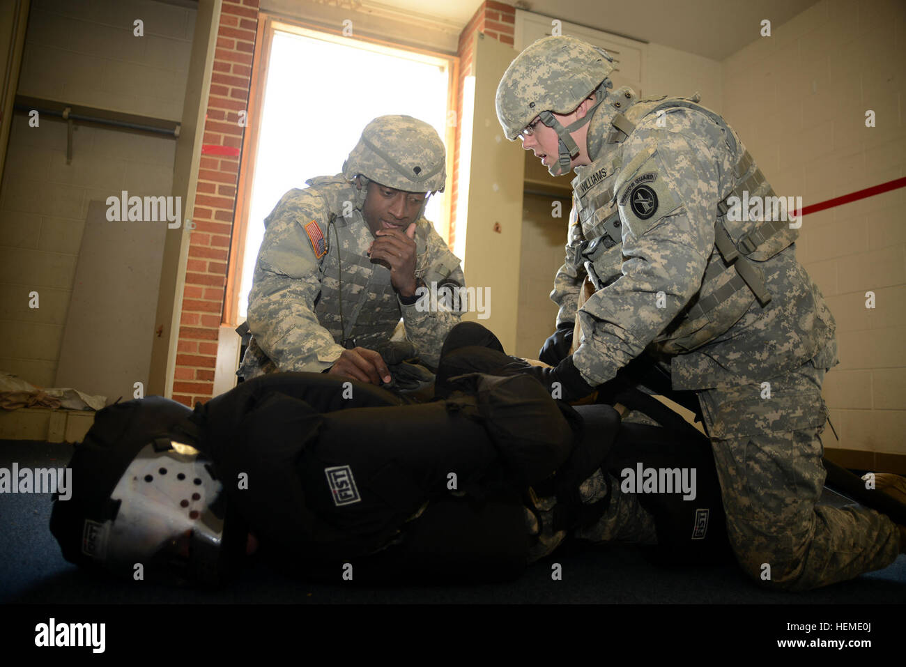 289th military police company hi-res stock photography and images - Alamy