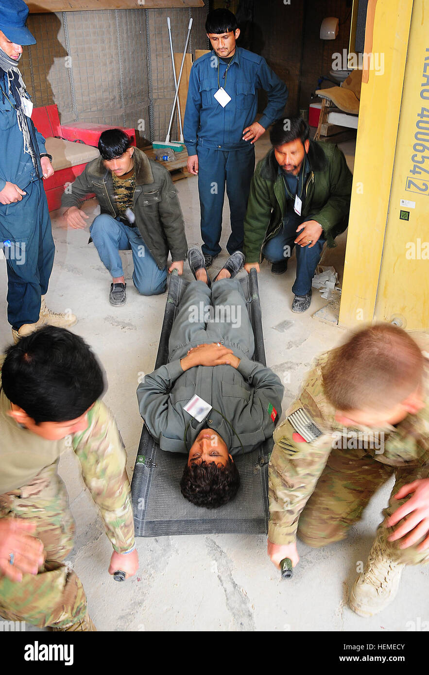 Army soldiers conduct combat hi-res stock photography and images - Alamy