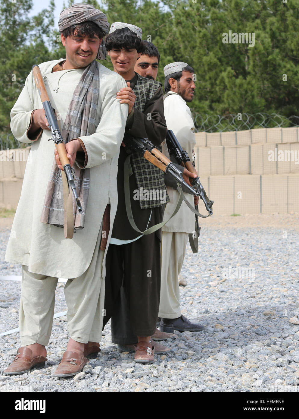 Afghan Local Police members in training rehearse room clearing ...