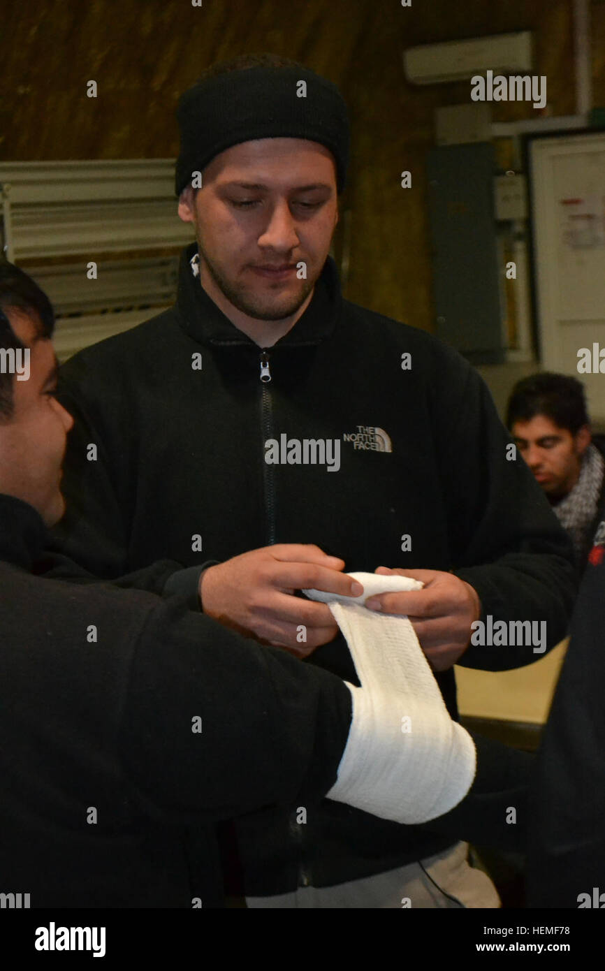 Burhan Security Services (BSS) guards practice applying a bandage ...