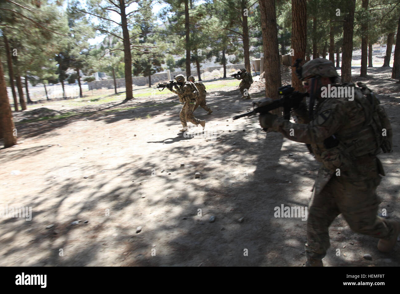 U.S. Army Soldiers serving with 2nd Battalion, 7th Cavalry Regiment ...