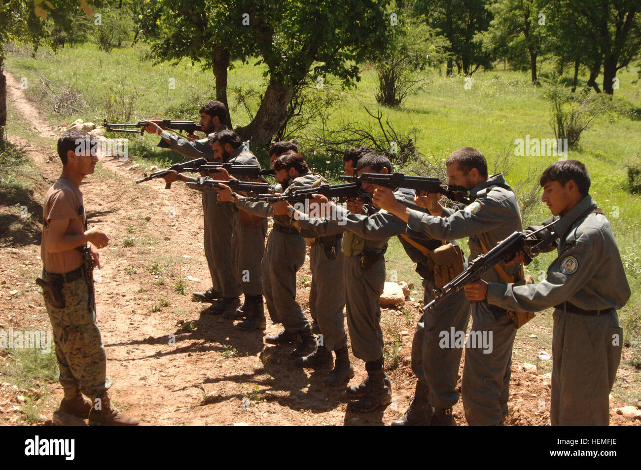 On 6/29/2007 an Afghan National Army Special Forces soldier instructs ...