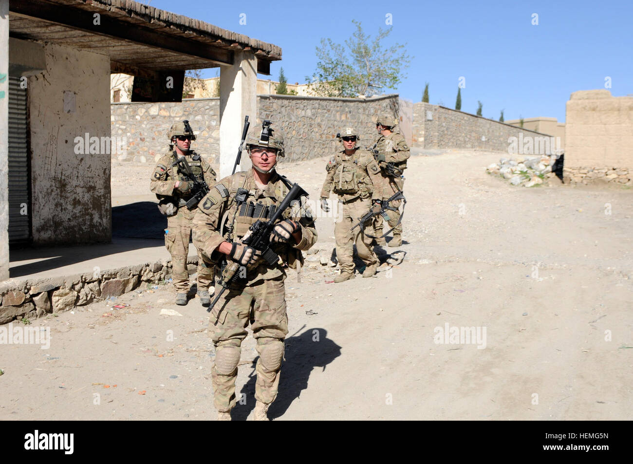 1st battalion 327th infantry hi-res stock photography and images - Alamy
