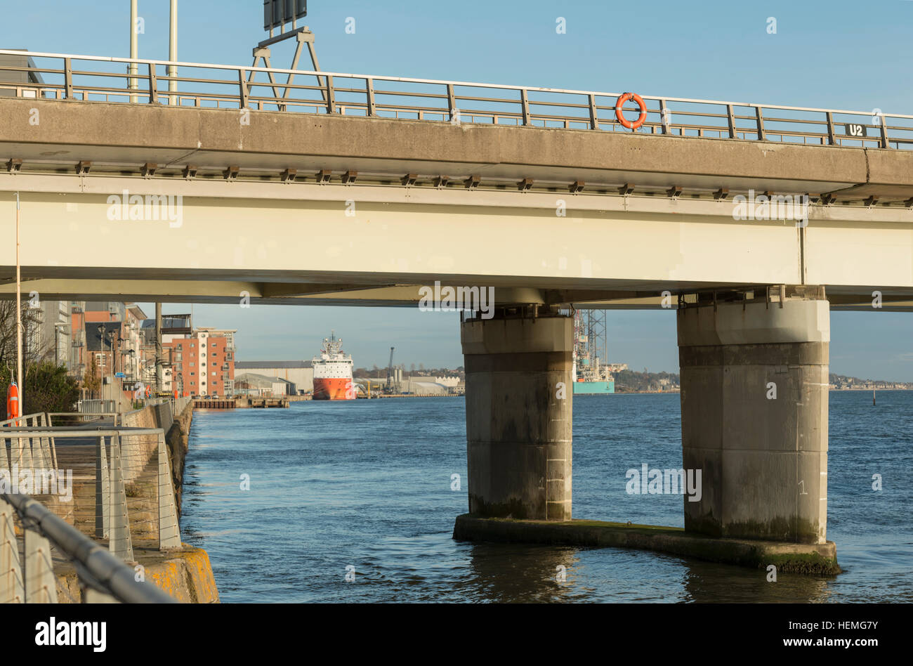 The Tay Road Bridge, opened in 1966, is one of the longest road bridges ...