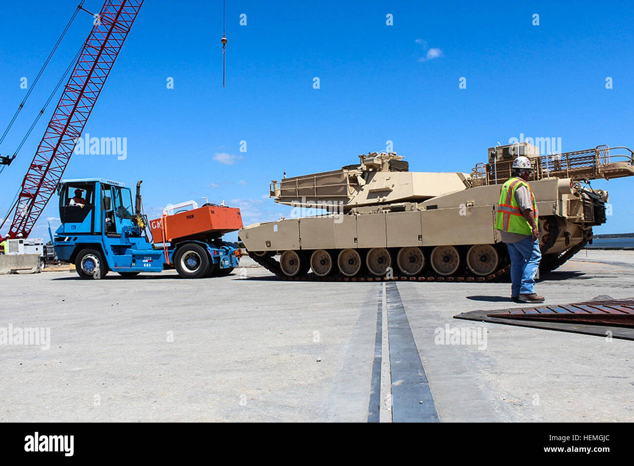American abrams tanks hi-res stock photography and images - Alamy