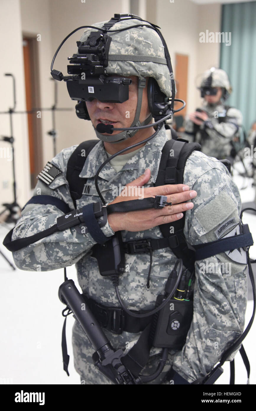 Mounted soldier training system hi-res stock photography and images - Alamy