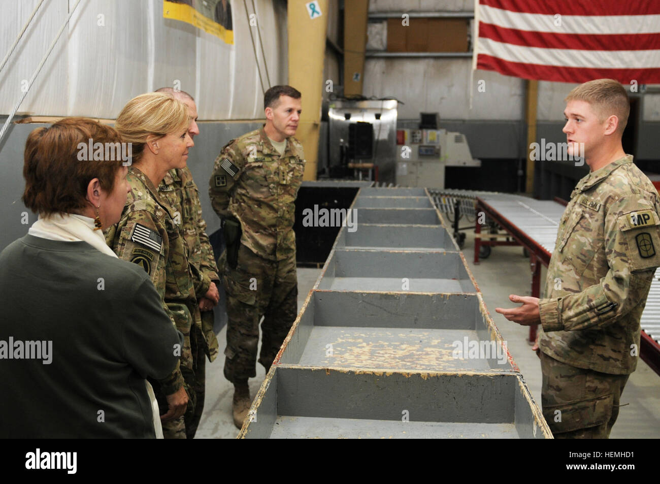 396th military police company hi-res stock photography and images - Alamy