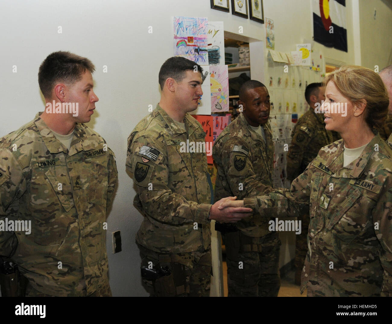 U.S. Army Reserve Command Chief Warrant Officer Phyllis Wilson meets ...