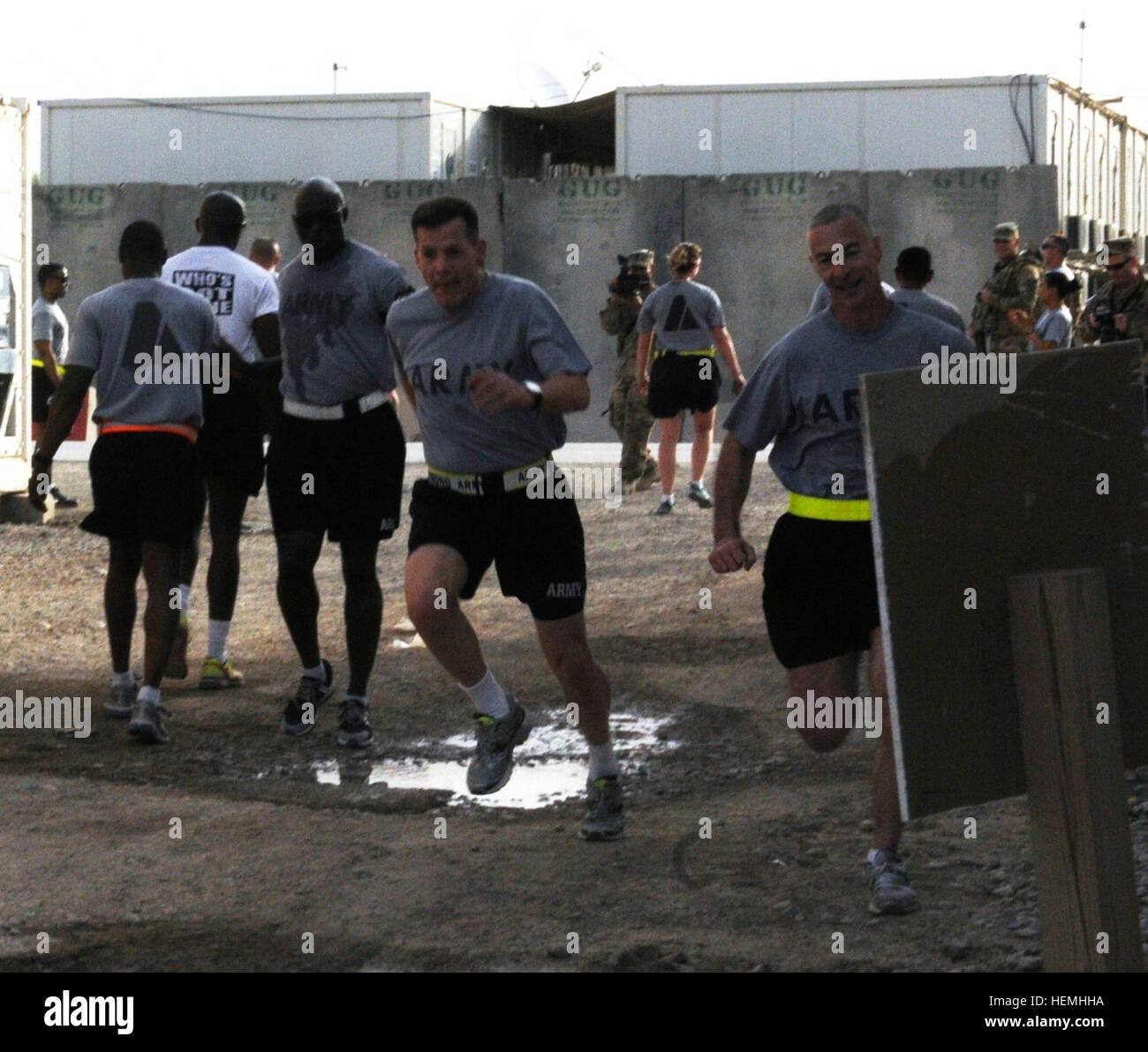 The U.S. Army Reserve Command Team, Sgt. Maj. James Lambert and Lt. Gen ...