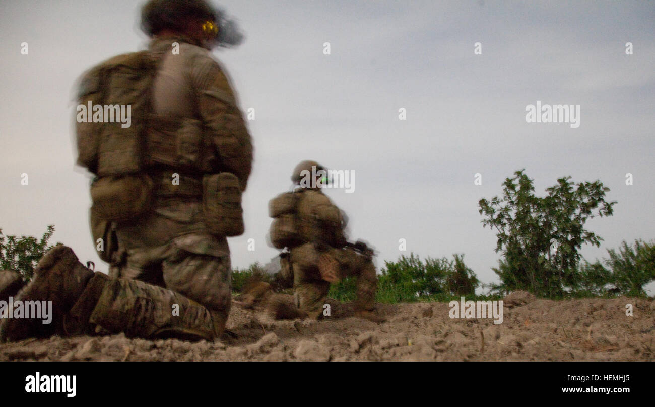 Taliban Fighter High Resolution Stock Photography and Images - Alamy