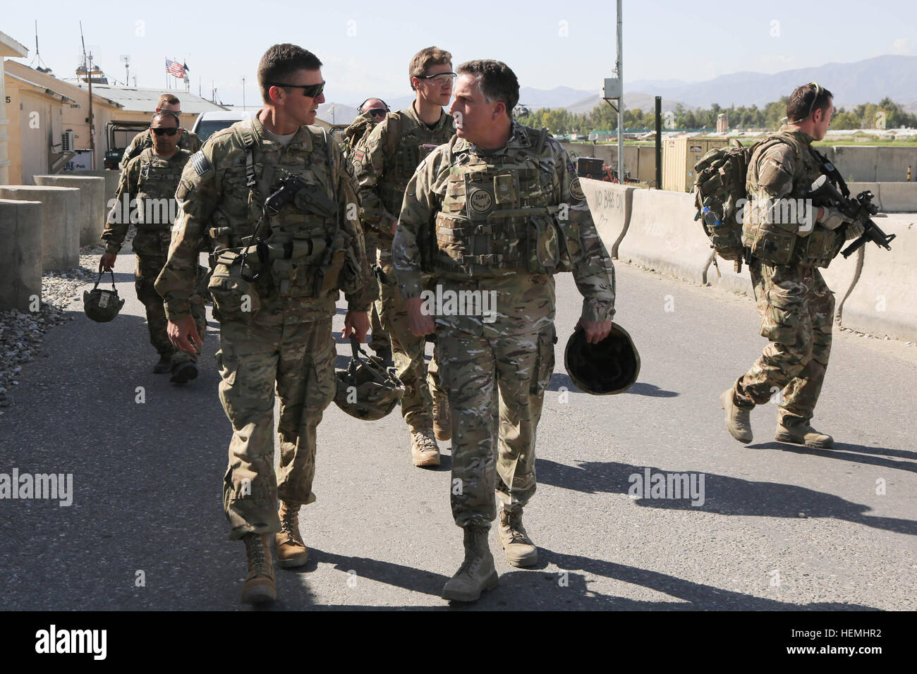 British Army Lt. Gen. Nick P. Carter, Deputy Commander of Headquarters ...