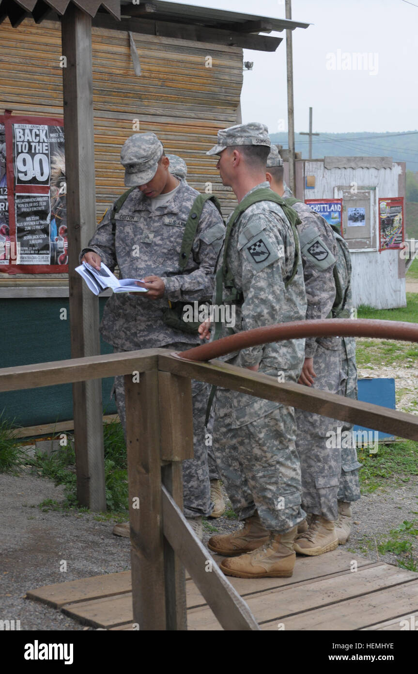 U.S. Army Soldiers with Alpha Troop, 1st Squadron, 38th Cavalry ...
