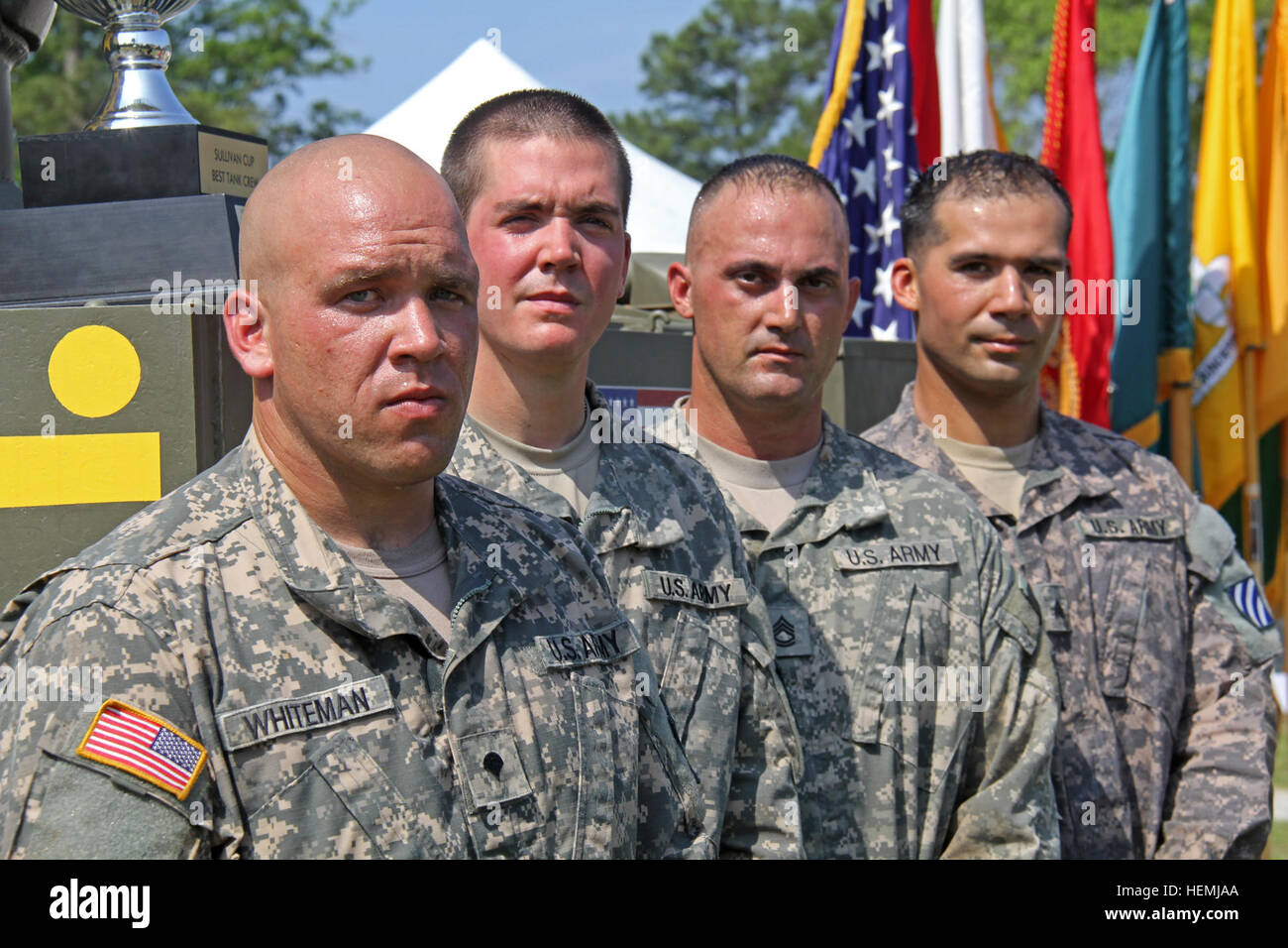 (L to R): Spc. Benjamin D. Whiteman, a loader from Townsend, Del.; Pfc ...