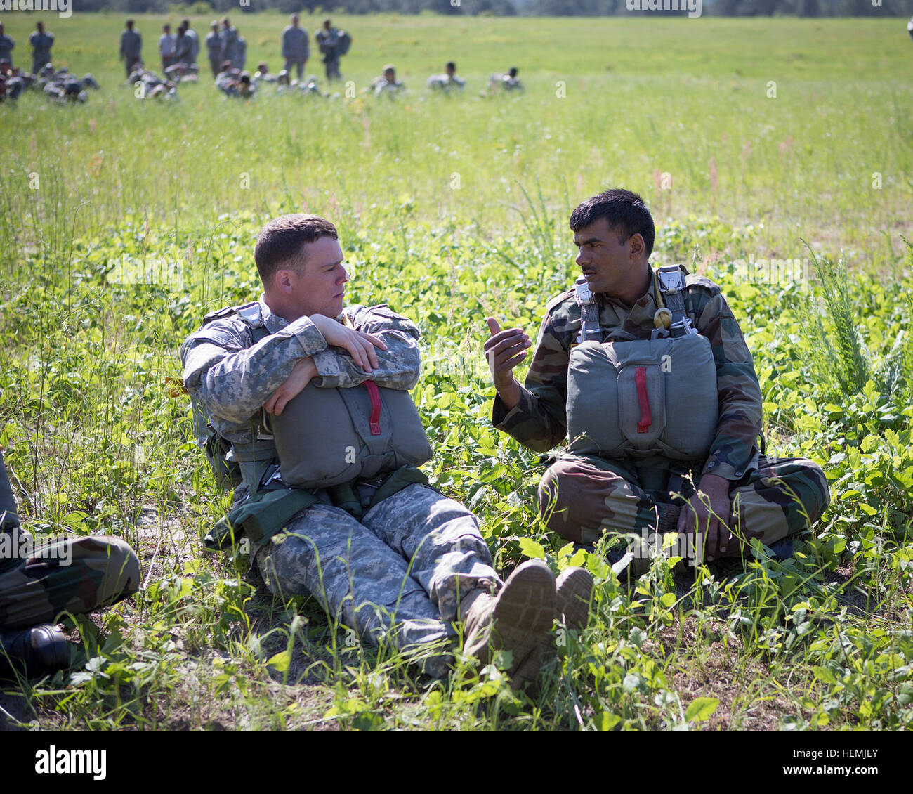 Indian army paratroopers 50th independent hi-res stock photography and ...