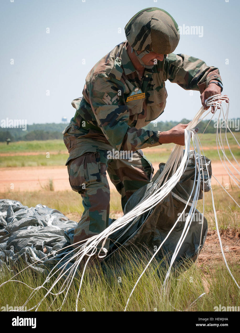 Sgt. Bajrang Lal Shekhawat, a paratrooper with the Indian army’s 50th ...
