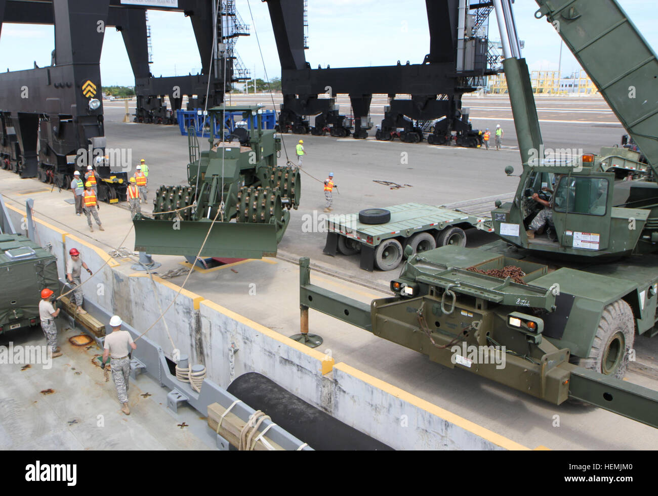 U.S. Army Reserve 711th Transportation Company located in Vallejo ...