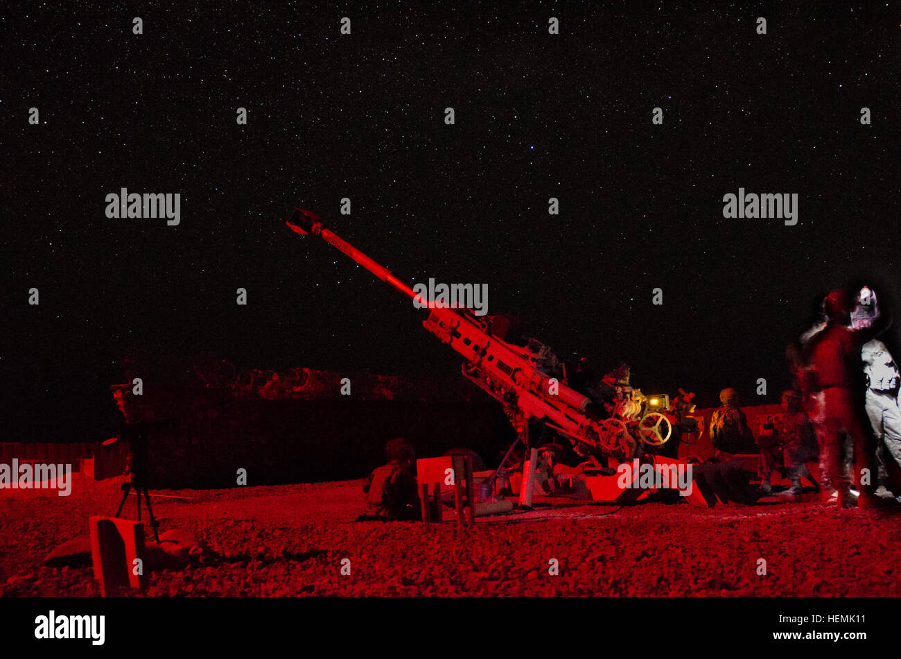 GHAZNI PROVINCE, Afghanistan – 1st Platoon, Alpha Battery, 3rd ...