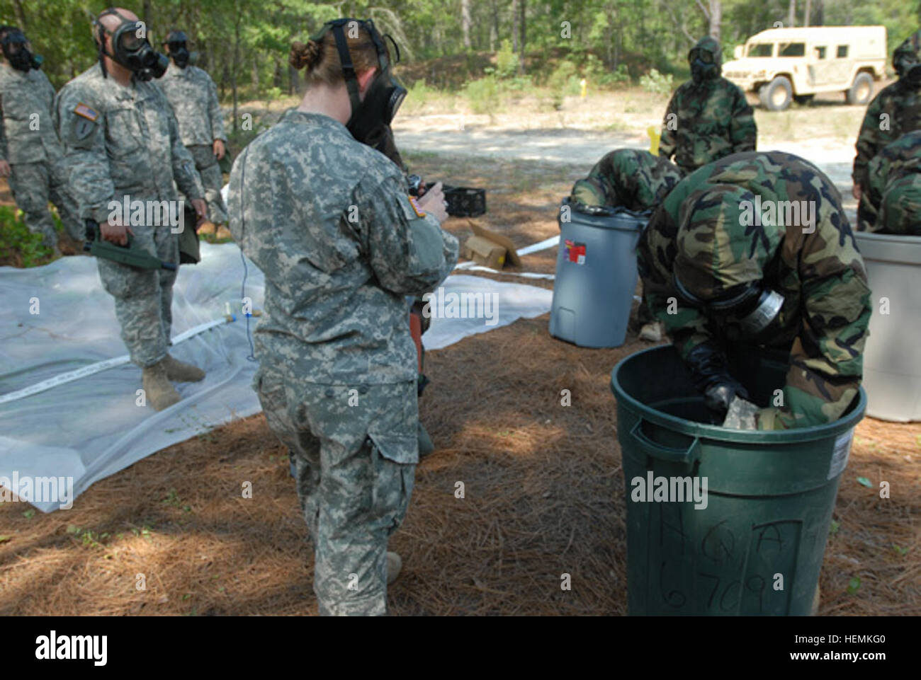 Soldiers from the 67th Signal Battalion of Fort Gordon, Ga., are timed ...