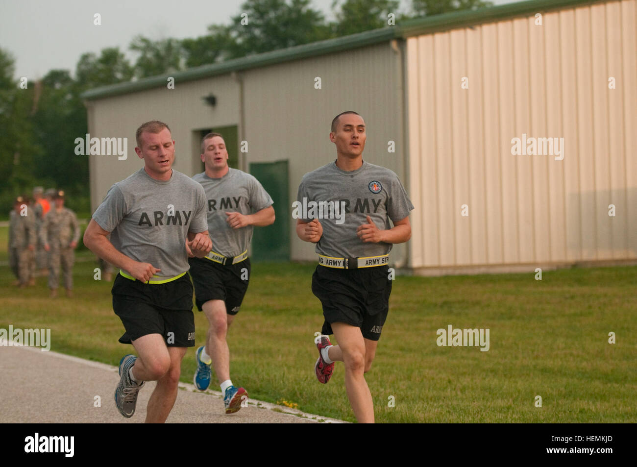 2013 Army Reserve Best Warrior Competition Stock Photos & 2013 Army ...