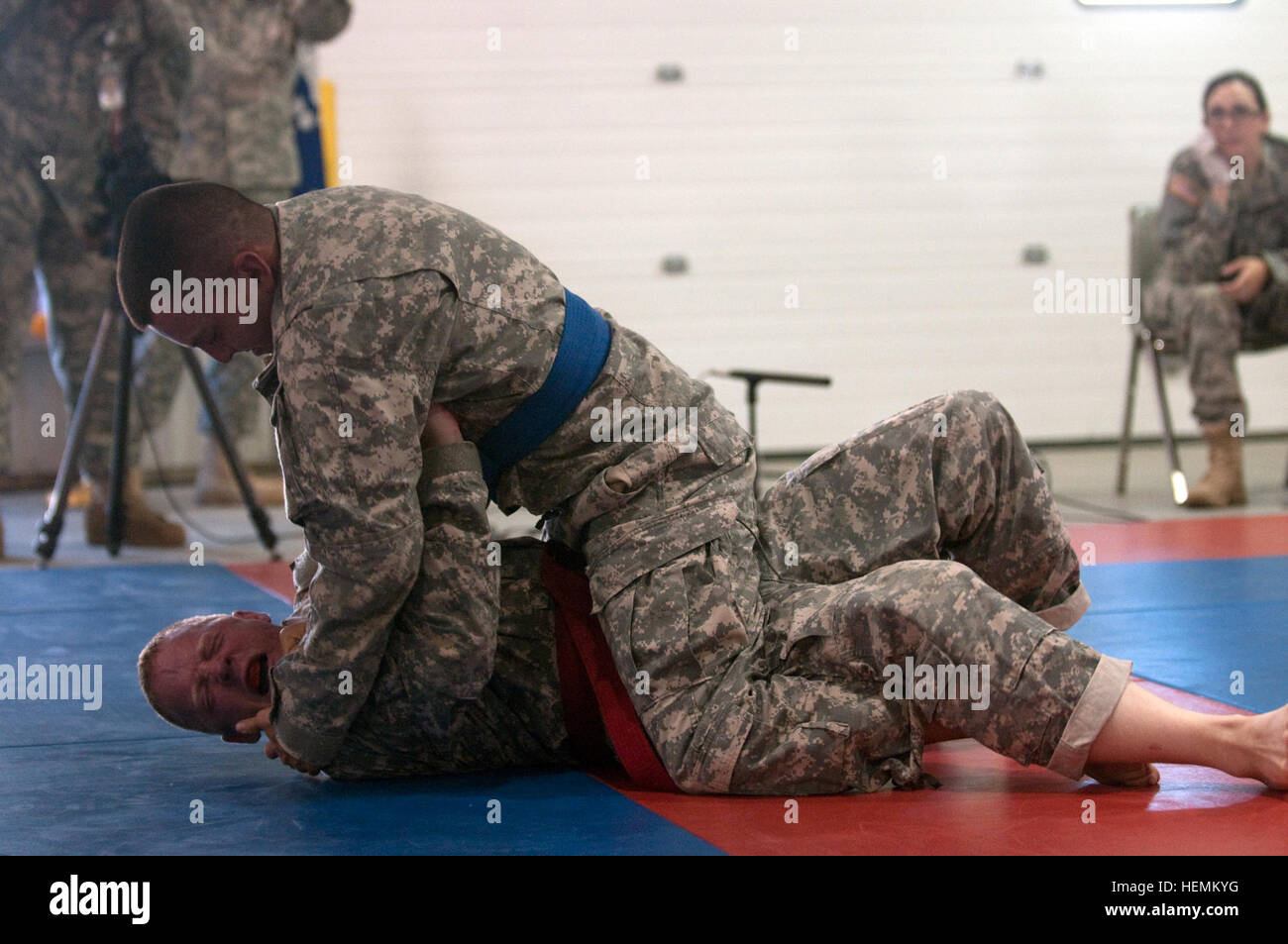 Spc. Russell Williams (bottom) and Spc. Ivan Pimentel (top) go head to ...