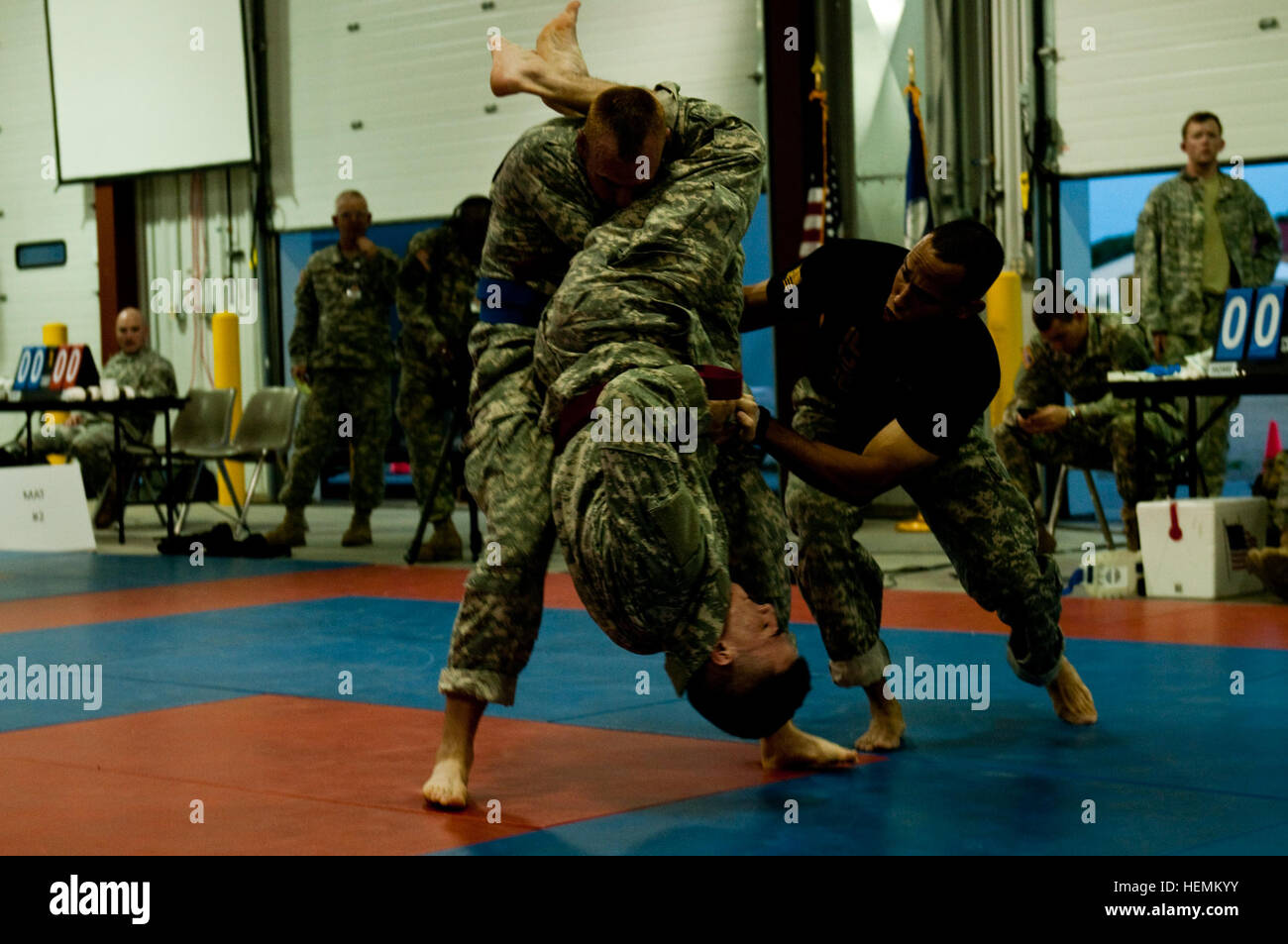 Combatives competition hi-res stock photography and images - Alamy