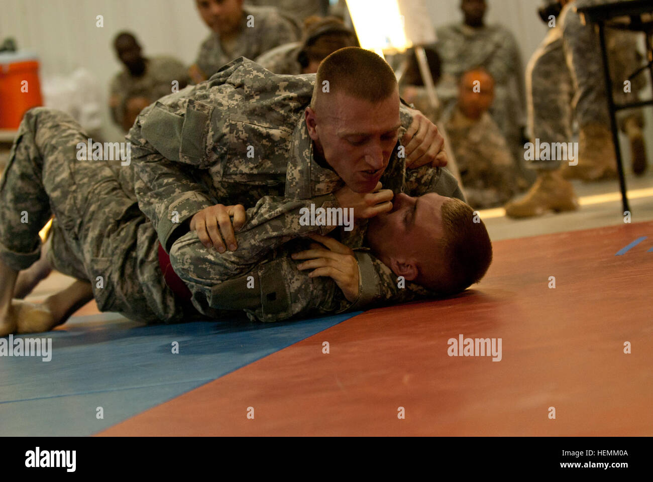 Modern army combative hi-res stock photography and images - Alamy