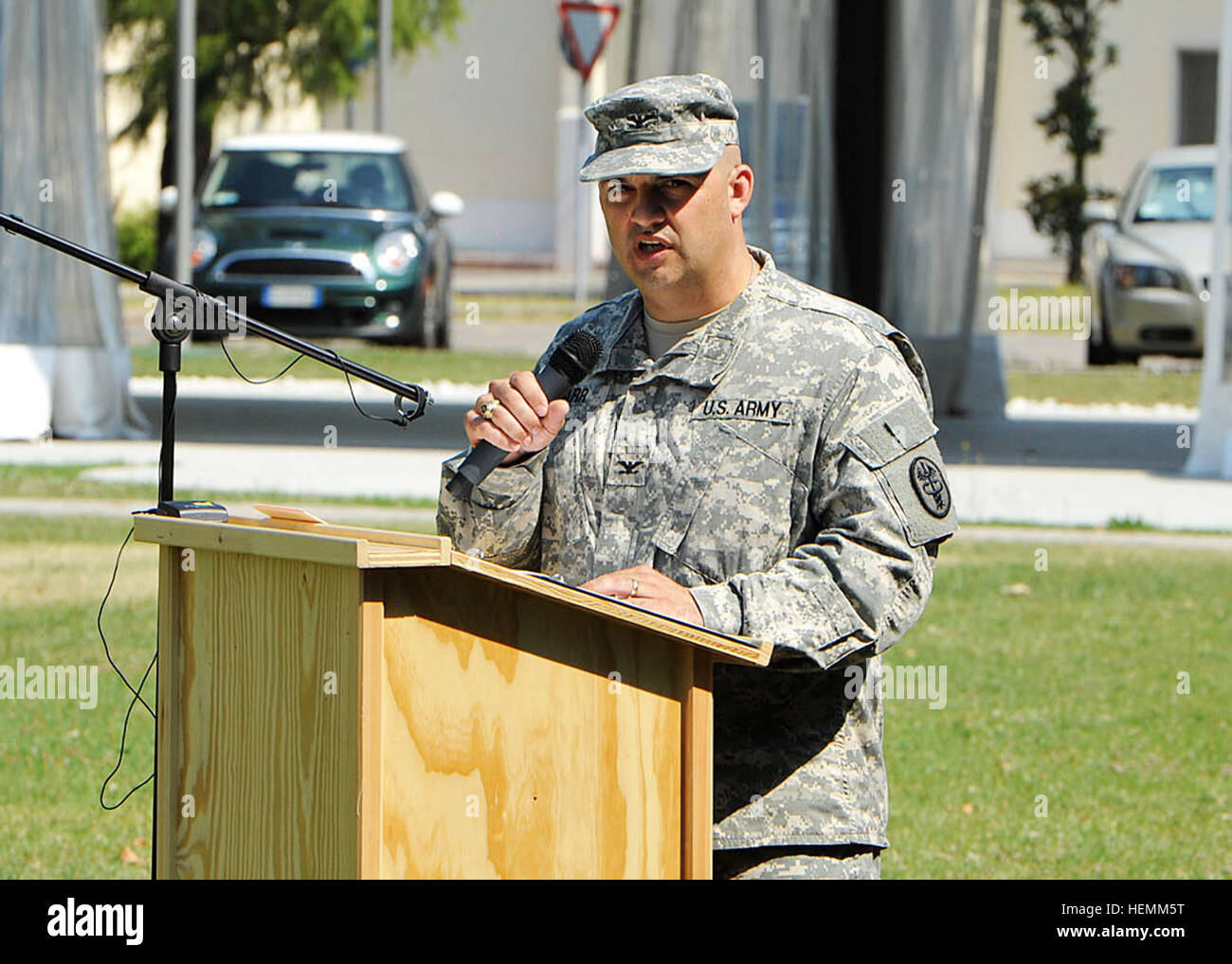 Col. Andrew M. Barr, incoming commander, delivers his speech during his ...