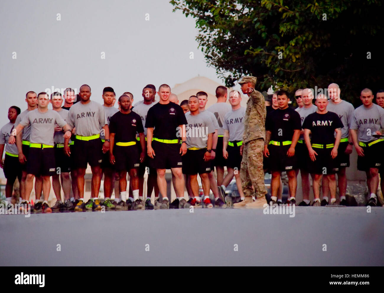 U.S. Soldiers with the 4th Brigade Combat Team, 101st Airborne Division ...