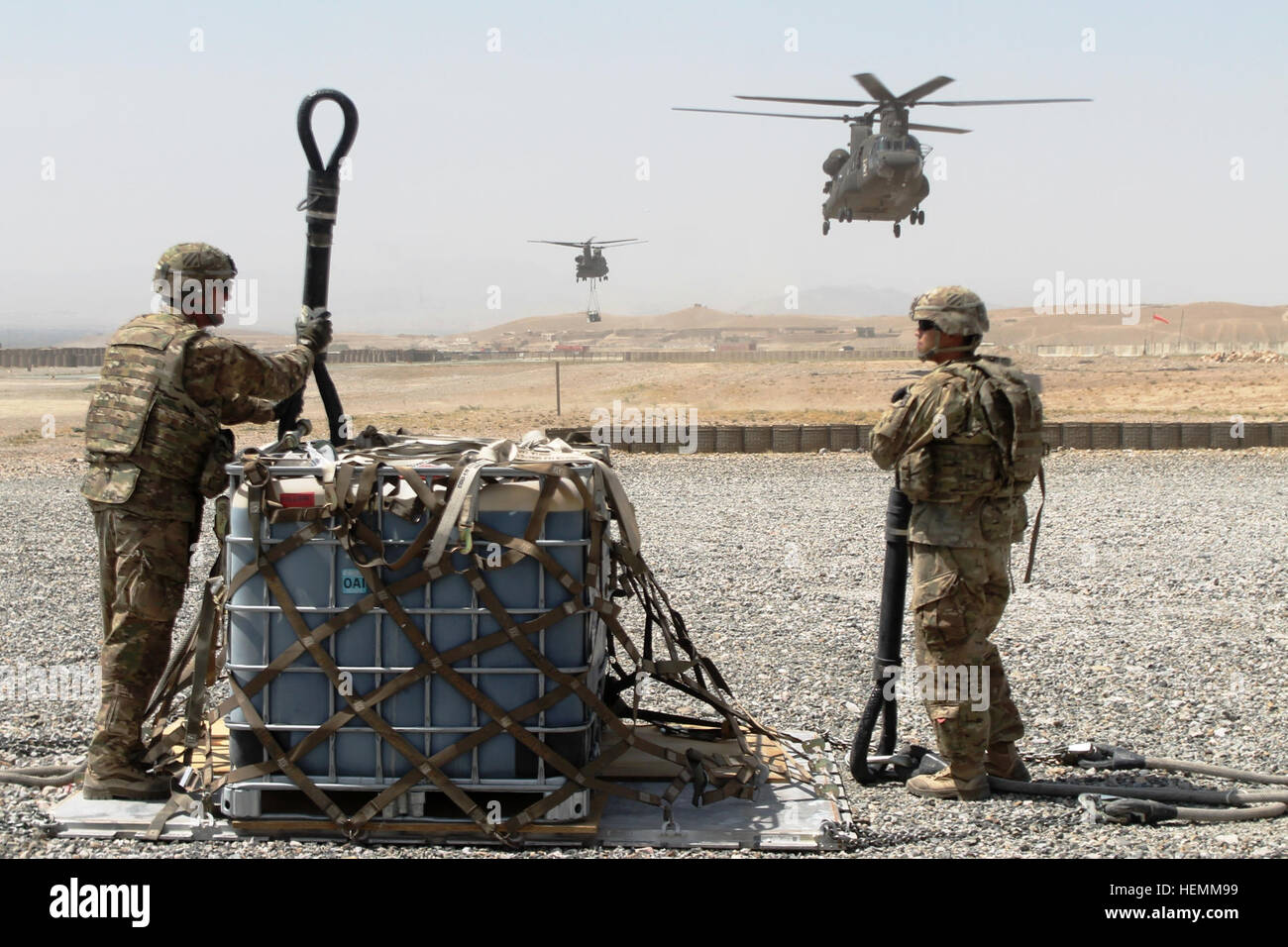 Sling load transportation hi-res stock photography and images - Alamy