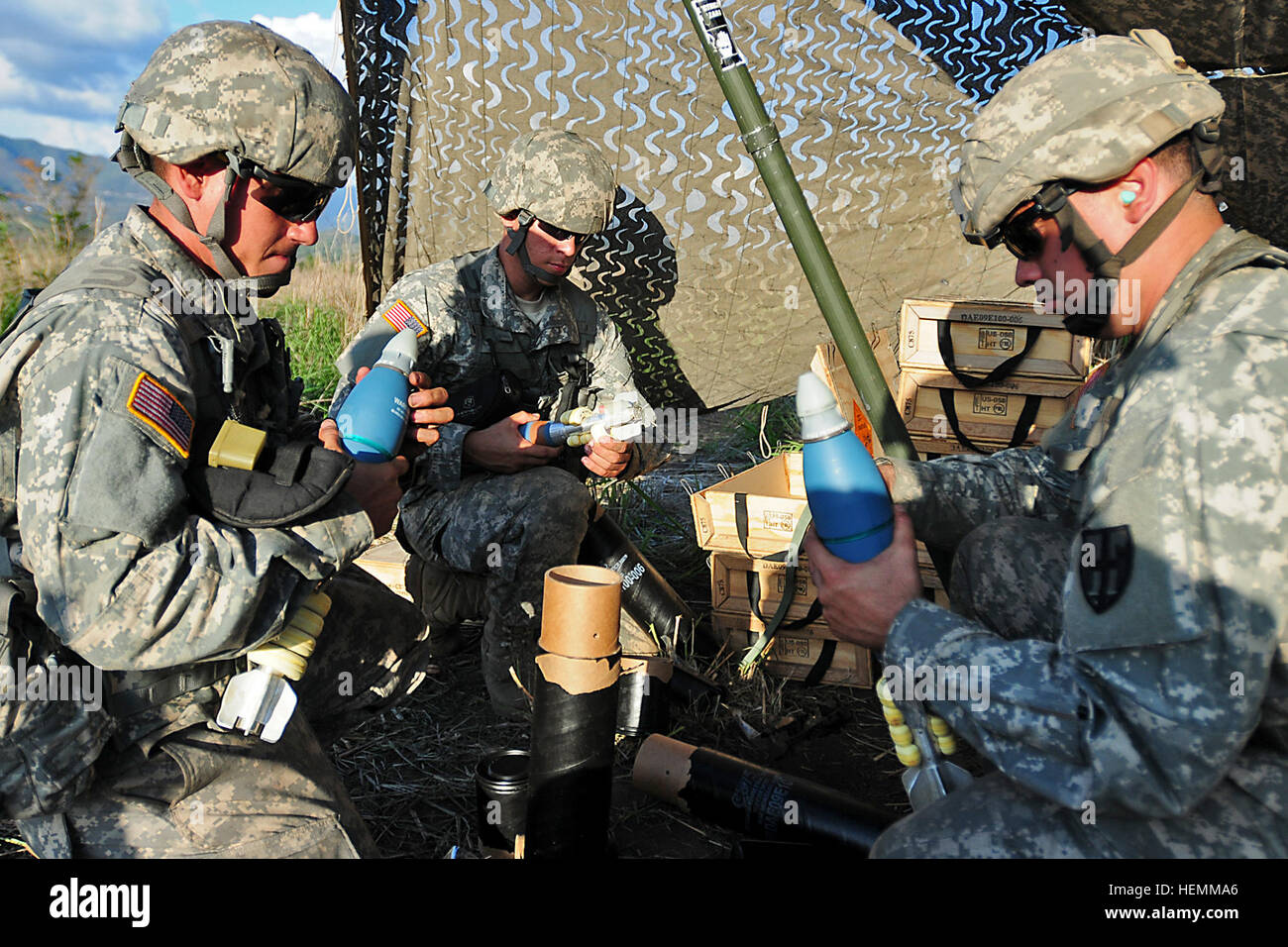 U.S. Soldiers assigned to Headquarters and Headquarters Company, Mortar ...