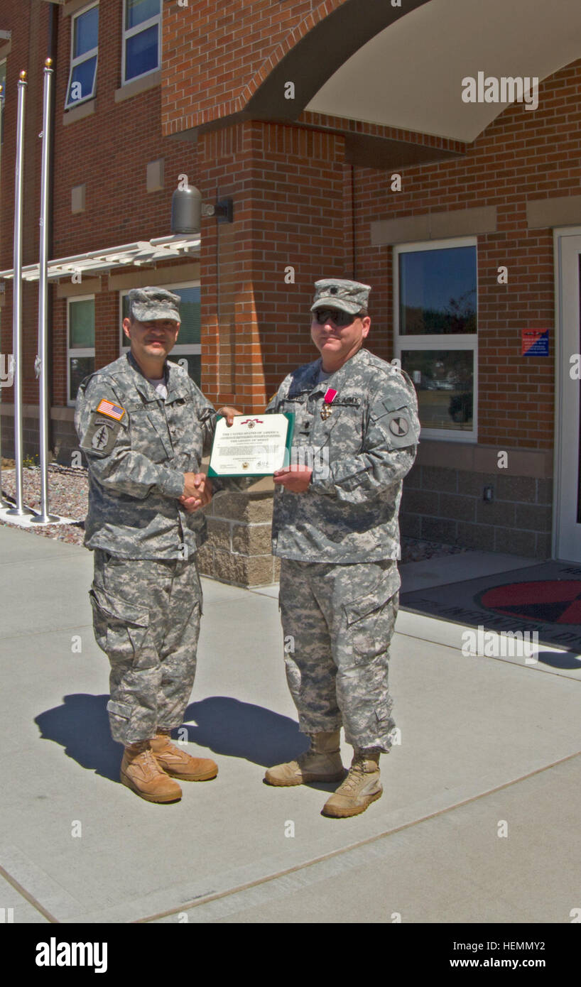Lt. Col. Johnny Vandiver (right), the 7th Infantry Division's senior ...