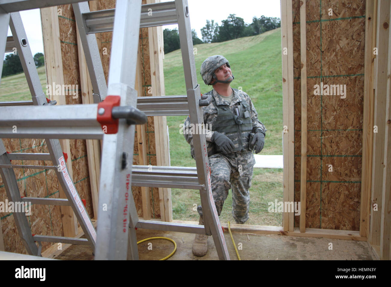 303rd meb 9th msc warex 2013 ft mccoy hi-res stock photography and ...