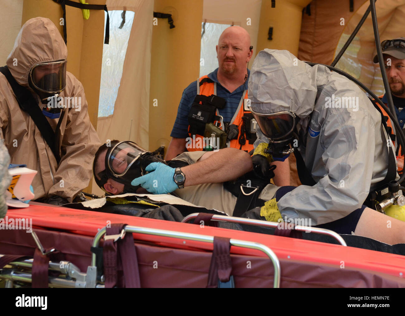 U.S. Soldiers from the 52nd Weapons of Mass Destruction-Civil Support ...