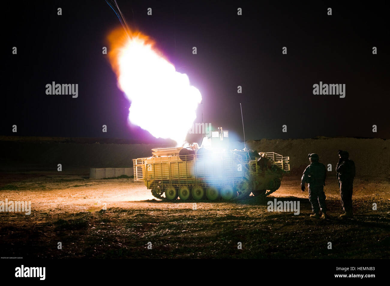 Soldiers from Headquarters and Headquarters Company, 1-36 Infantry ...