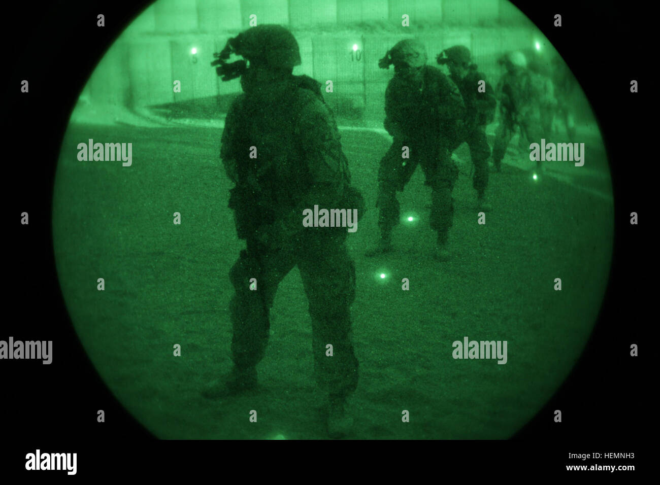 U.S. Soldiers with Delta Company, 1st Battalion, 5th Cavalry Regiment ...