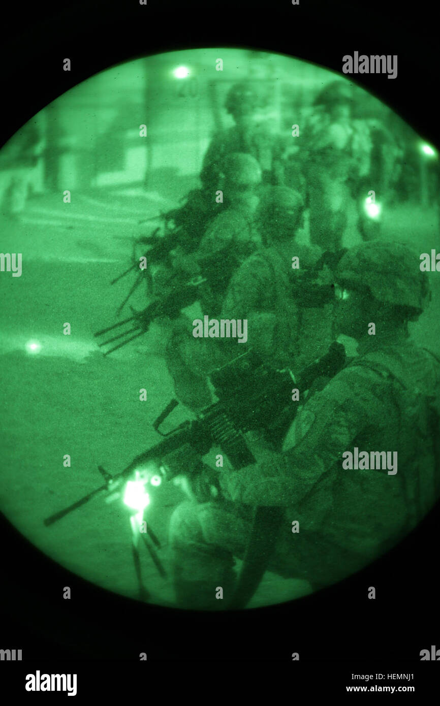 U.S. Soldiers with Delta Company, 1st Battalion, 5th Cavalry Regiment ...