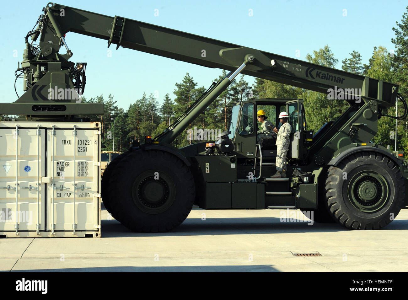 Rough terrain container handlers course hi-res stock photography and ...