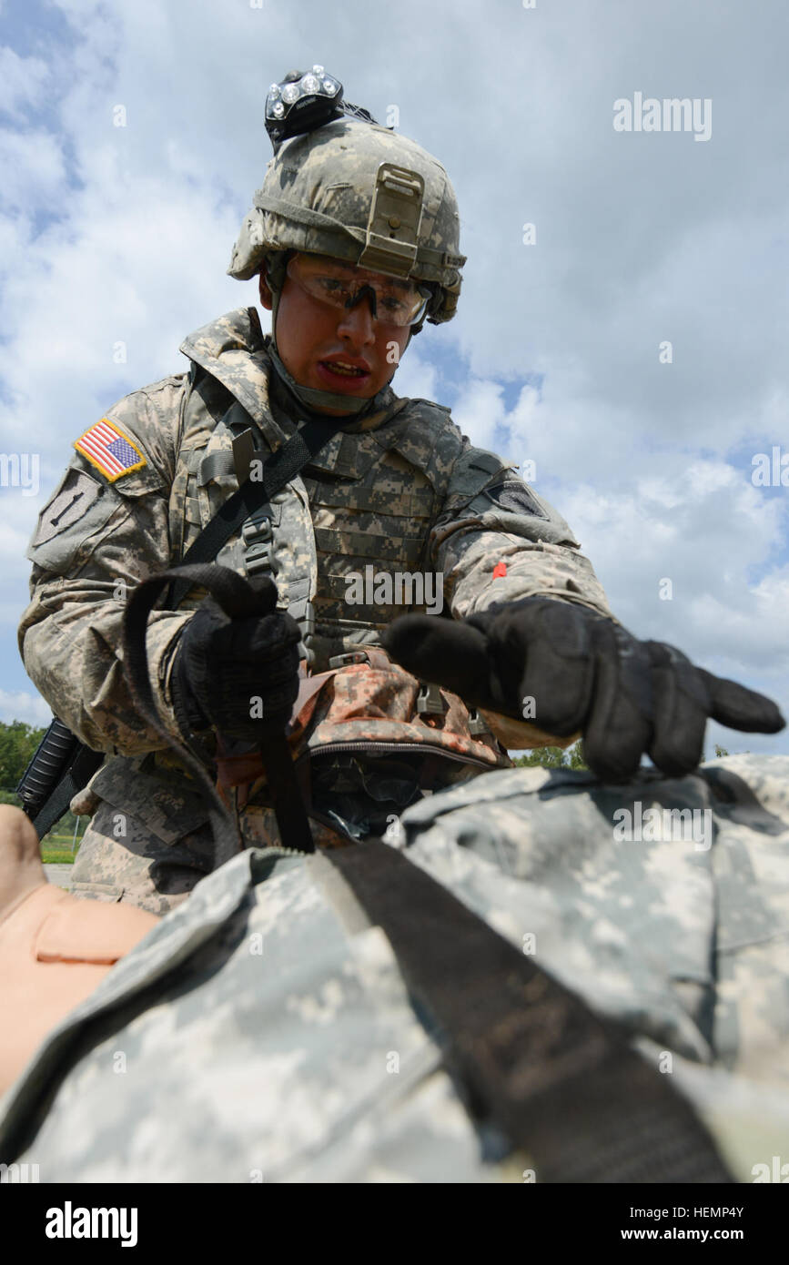 Litter straps hi-res stock photography and images - Alamy