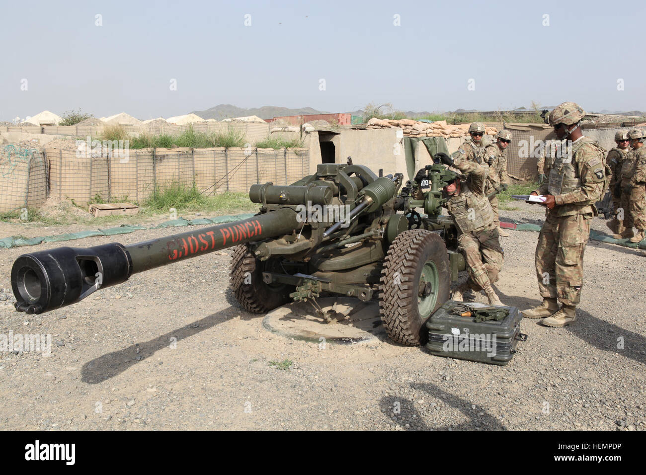 4th Battalion Of The 320th Field Artillery Regiment Stock Photos & 4th ...