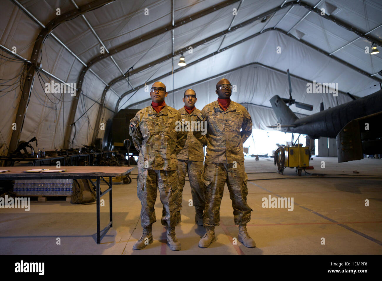 U. S. Soldiers with the 40th Mobility Augmentation Company, 8th ...