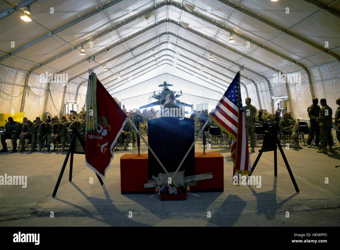 U. S. Soldiers with the 40th Mobility Augmentation Company, 8th ...
