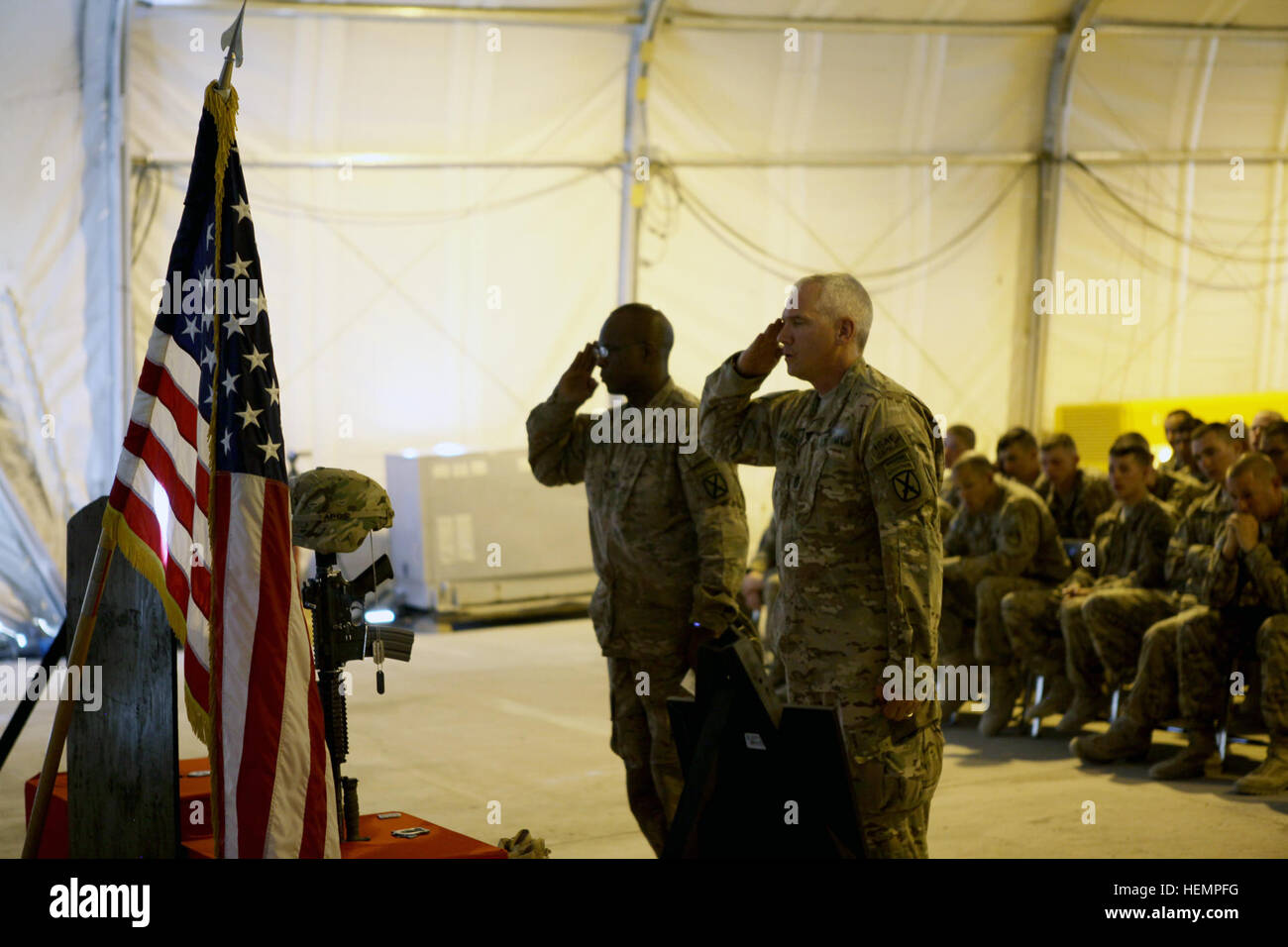 U. S. Soldiers with the 40th Mobility Augmentation Company, 8th ...
