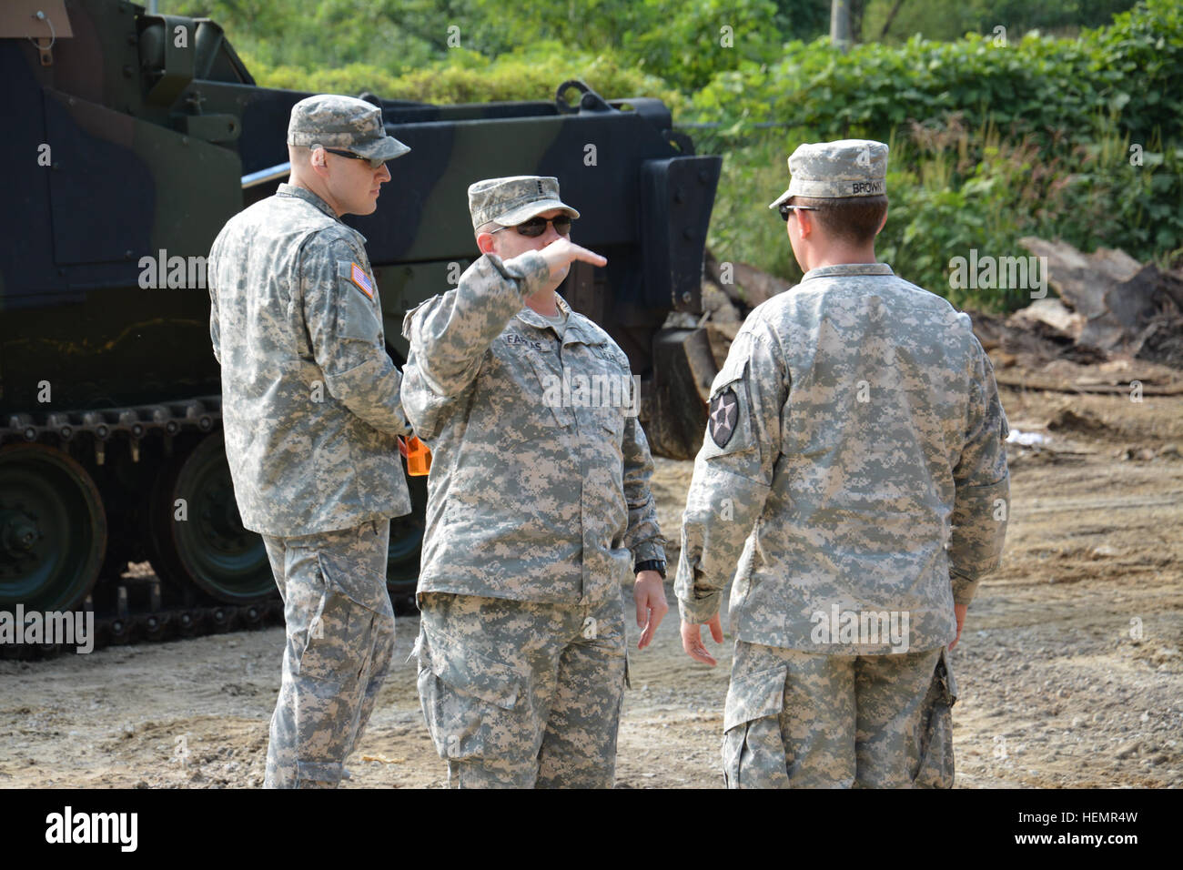 U.S. Army field artillery soldiers with the 210th Fires Brigade conduct ...