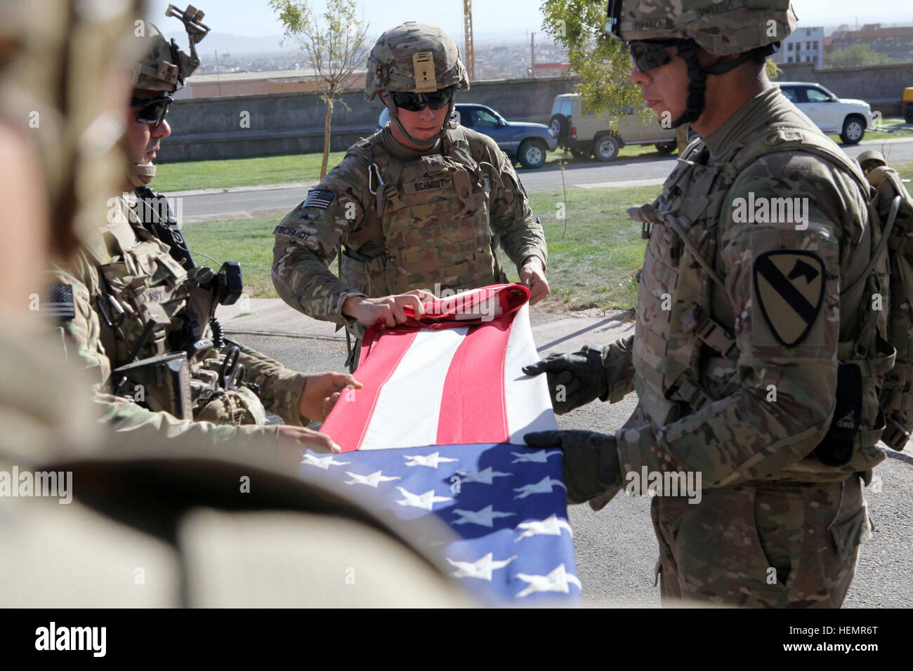 Left to right, U.S. Army Sgt. Rubin Bustamante and Pfc. David Esparza ...