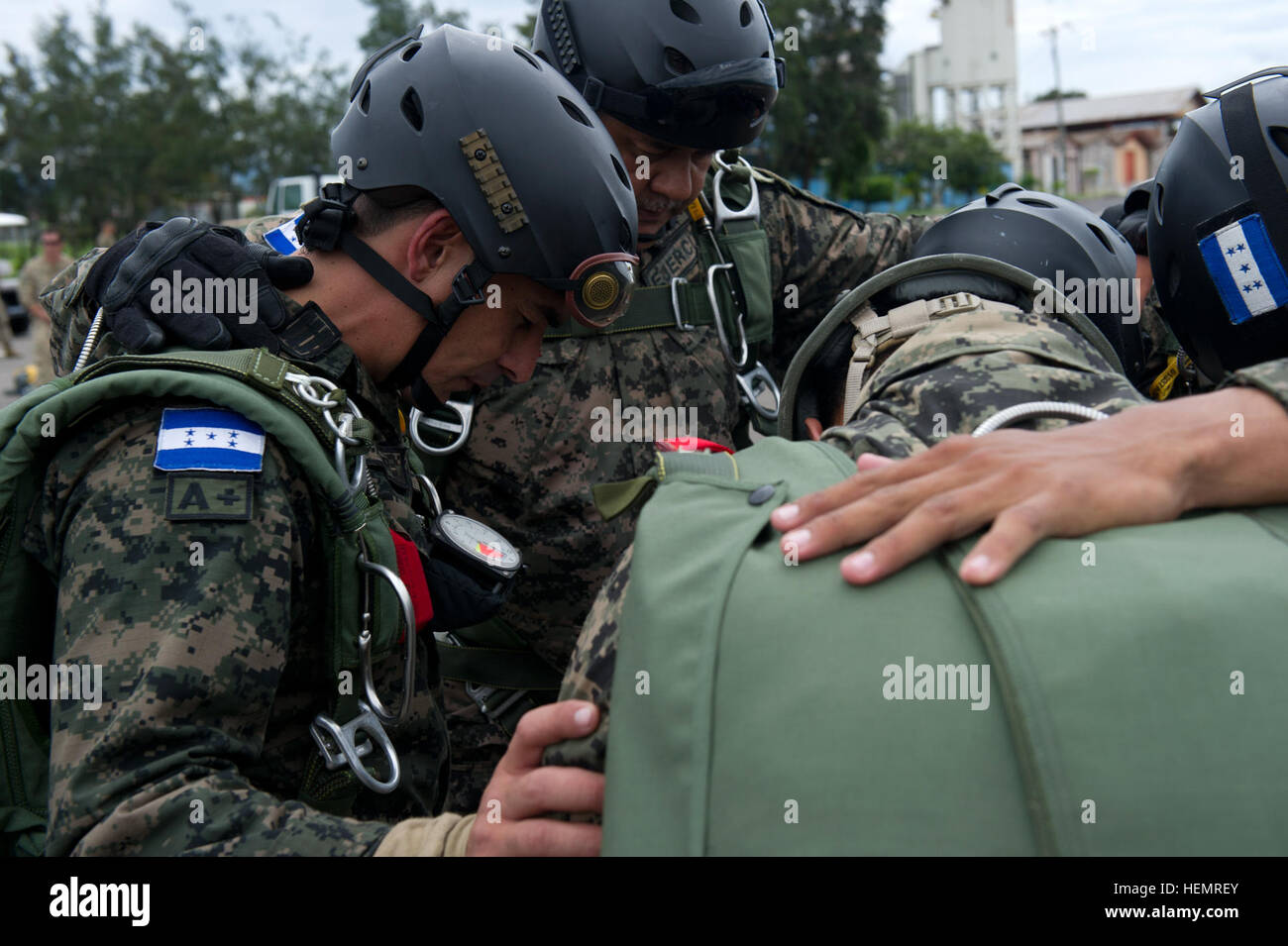 Honduran Special Forces Operators from the 15th Fuerzas Especiales ...